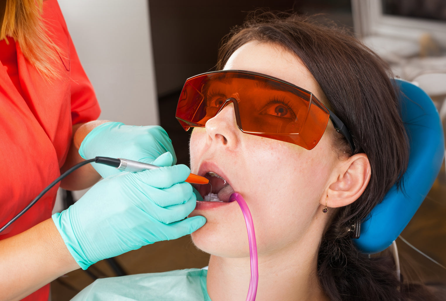 Diode Lasers in Periodontal Surgery: Innovations and Insights from Dr. John Graeber – amdlasers